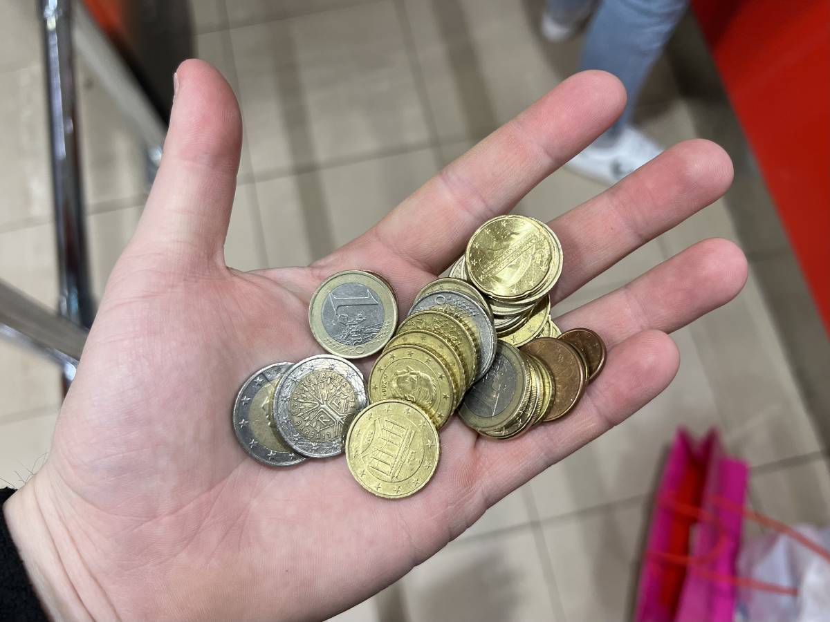 Kaže li se pet centi ili pet centa? Iz Instituta za jezik i ...