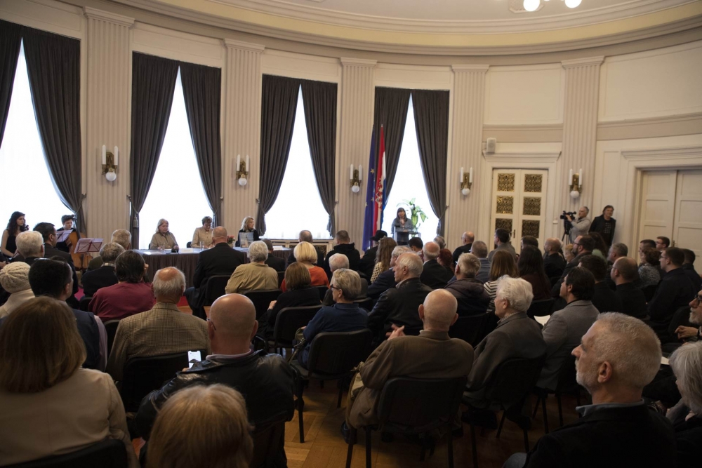 Monografija „Požeška Katedrala“ predstavljena u Zagrebu